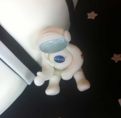 Saturn Space Shuttle Cake | Sweet Discoveries